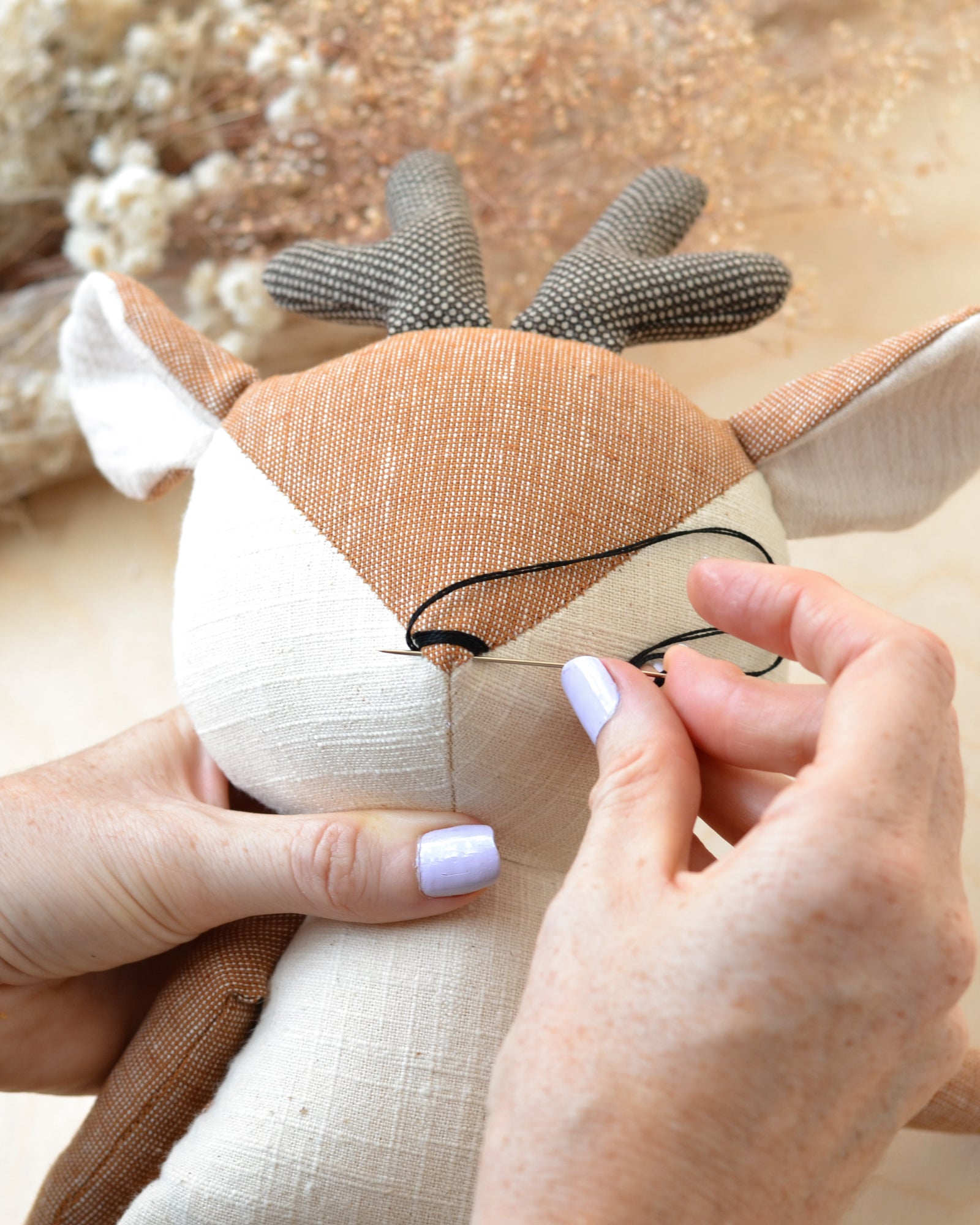 Fawn Plush Sewing Pattern - Easy DIY - Mes Petites Lunes