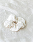 White Linen Hair Scrunchie | Mes petites lune