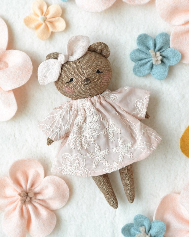 Sale of Prototype Plush Toys - Mes Petites Lunes