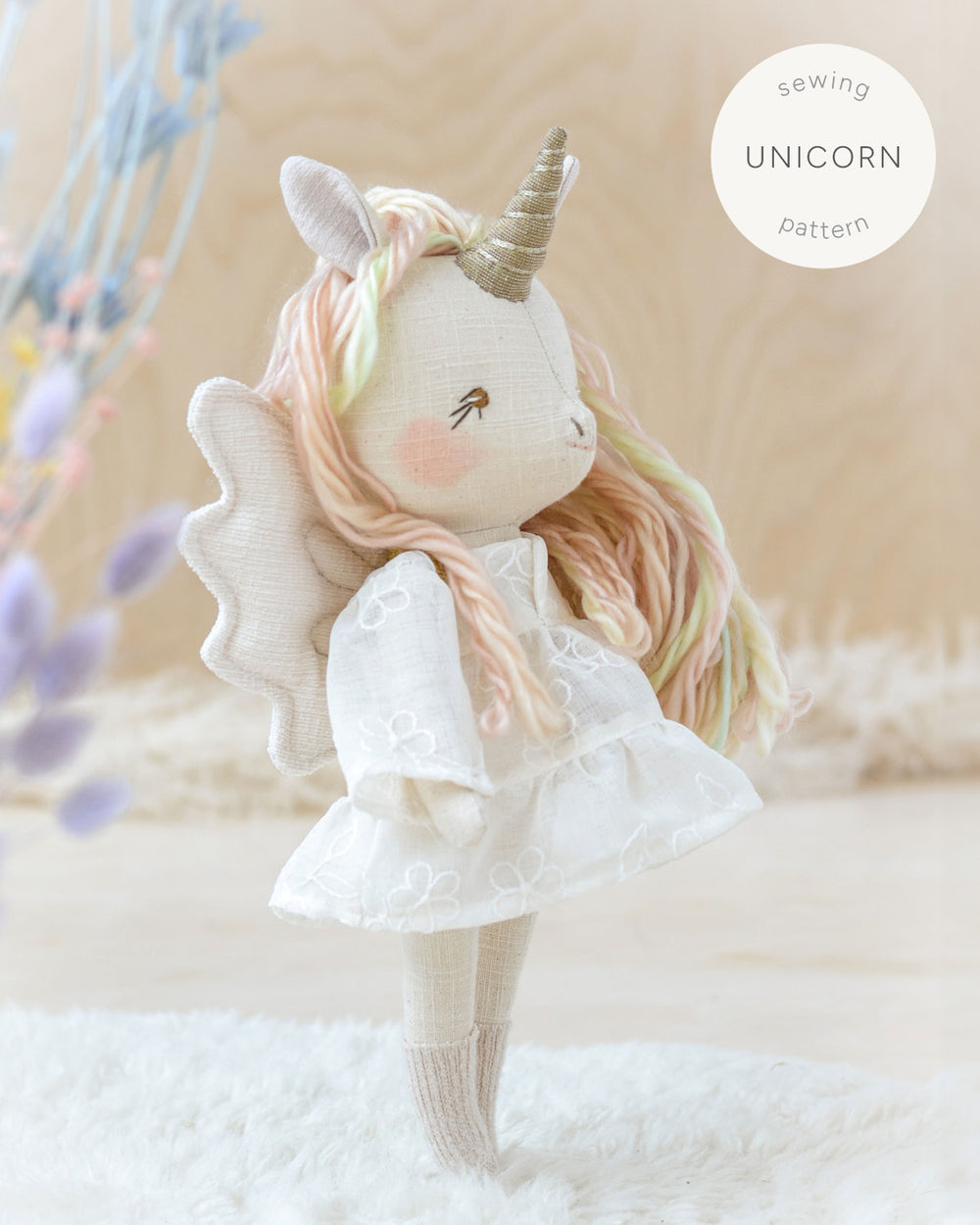 Easy Unicorn Plush Sewing Pattern - Fun DIY - Mes Petites Lunes